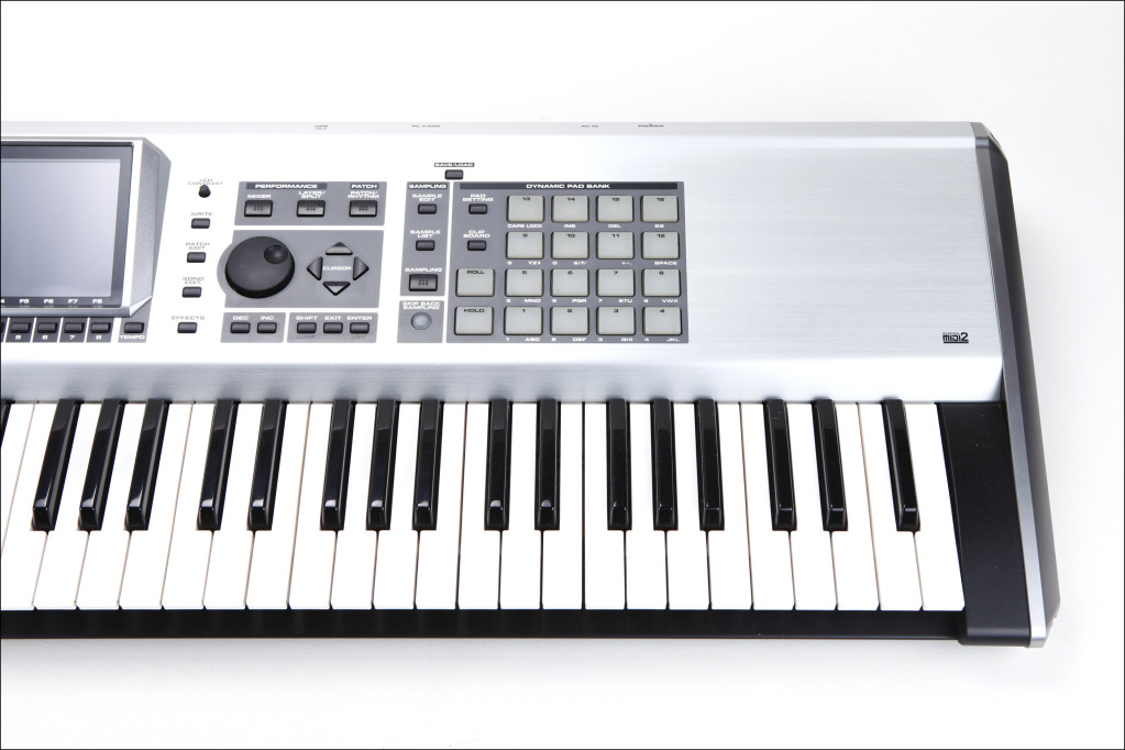 MATRIXSYNTH-B: Roland Fantom X7 synthesizer/keyboard