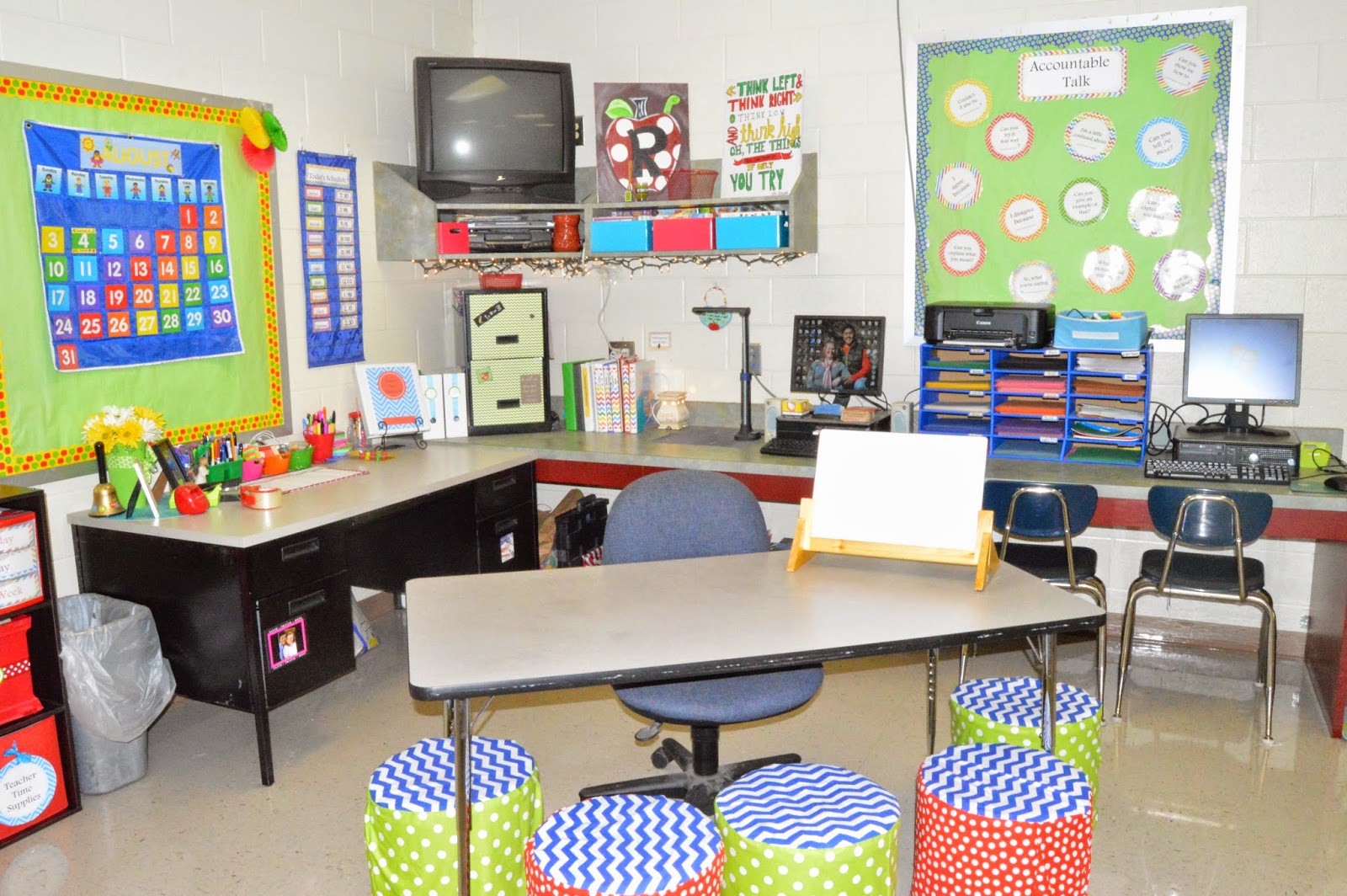 3rd grade adventures : 2014-2015 Classroom Tour