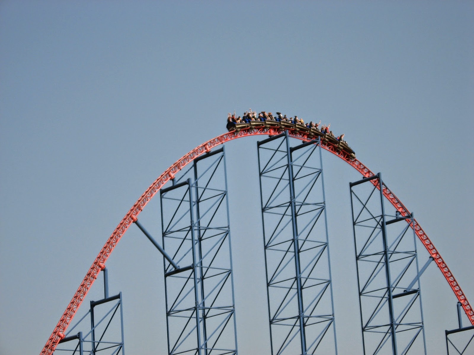 Astroworld Batman Intamin Stand-Up Coaster at Darien | Coaster Talk No ...