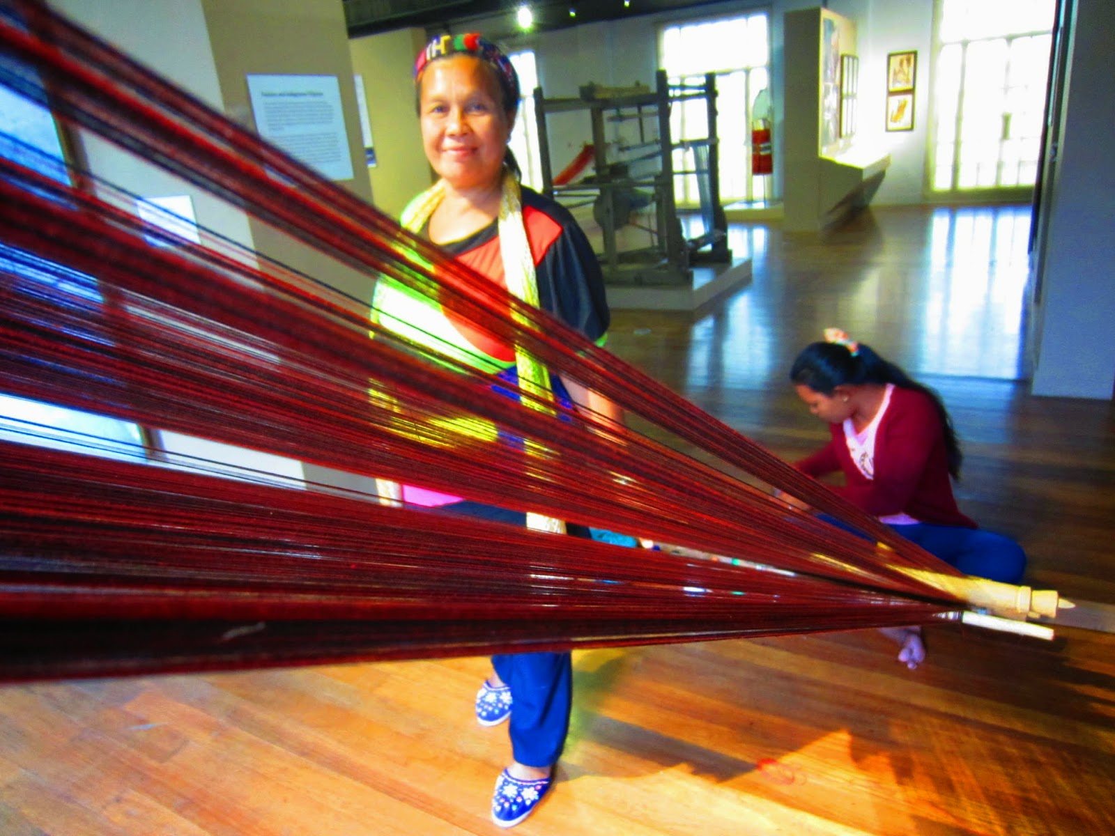Itchy Toes Adventures: Woven from the Waves: Tausug Weaving ...