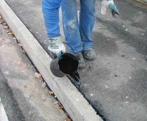 Plastijoint - Pliastic 77: Ασφαλτικές μαστίχες στεγανοποίησης αρμών ...