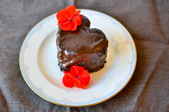 Yammie's Glutenfreedom: Heart Shaped Flourless Chocolate Cake Towers ...