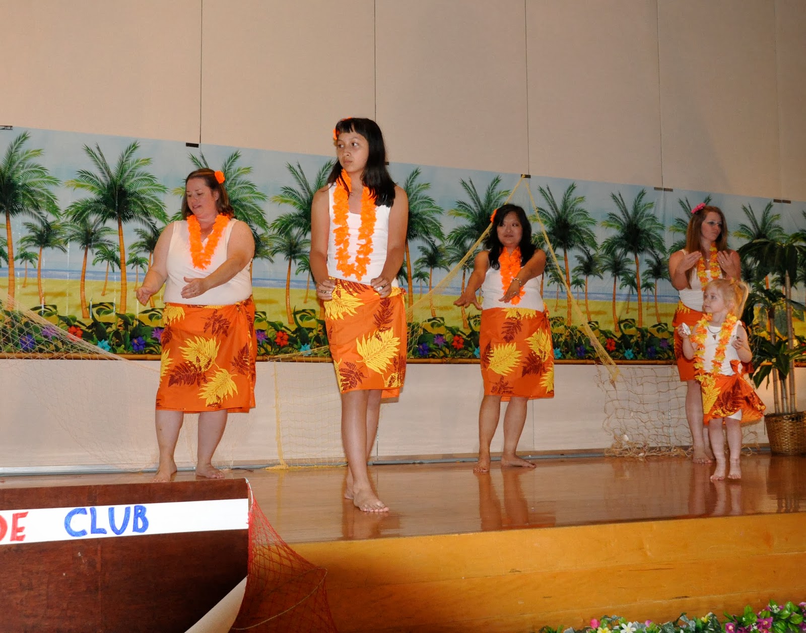 The Ultimate Life List: LIFE LIST: PERFORM IN A HULA DANCE SHOW