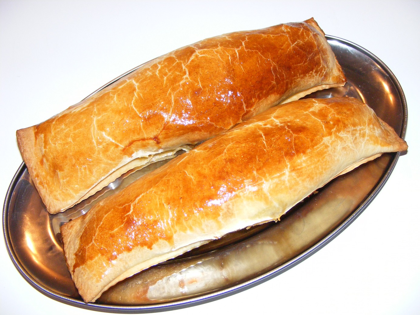 Pastrav in aluat fraged la cuptor | Preparatedevis.ro