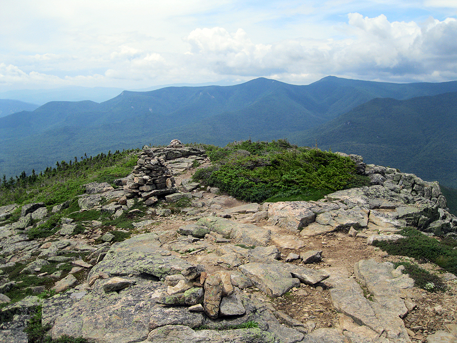 Hiking in the White Mountains: Pemi Loop: Half Run / Half Hike