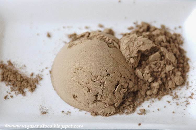 Baking with Organic Black Matcha powder + GIVEAWAY - Vegas and Food