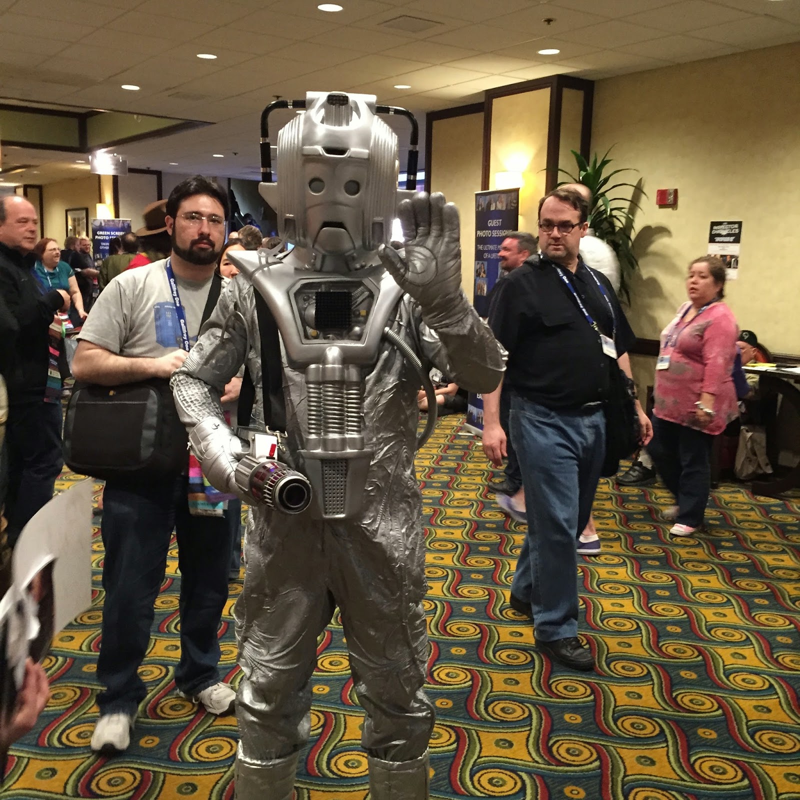 Starfleetmom's Trek Through Life: First Con of the Year is Now a Memory