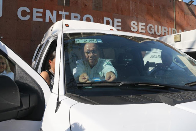 GCP: INSTALAN CHIP DEL REPUVE A VEHÍCULOS OFICIALES DE LA DELEGACIÓN IMSS