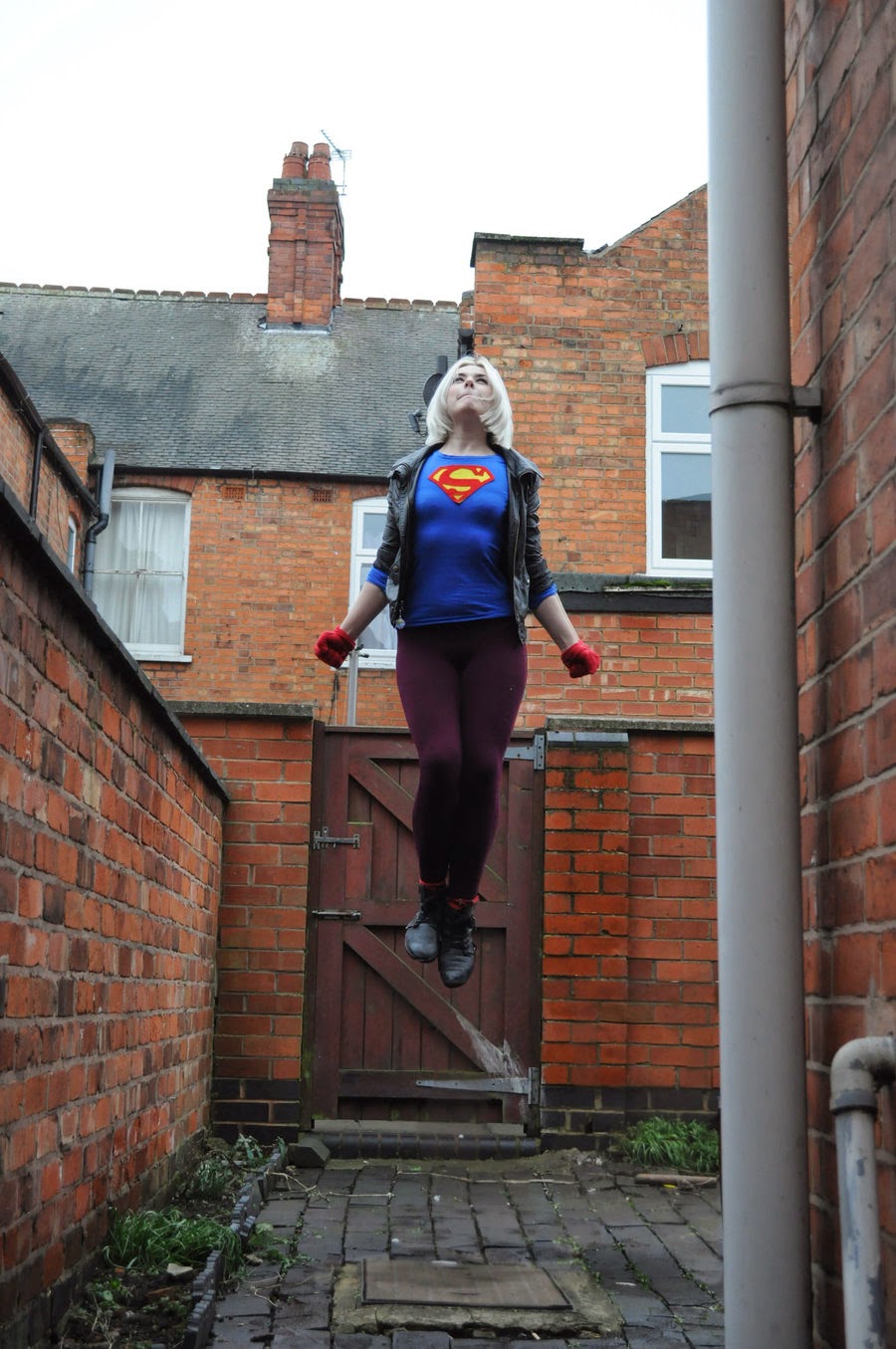 SHE - Super Heroines Everywhere: supergirl transformation 041