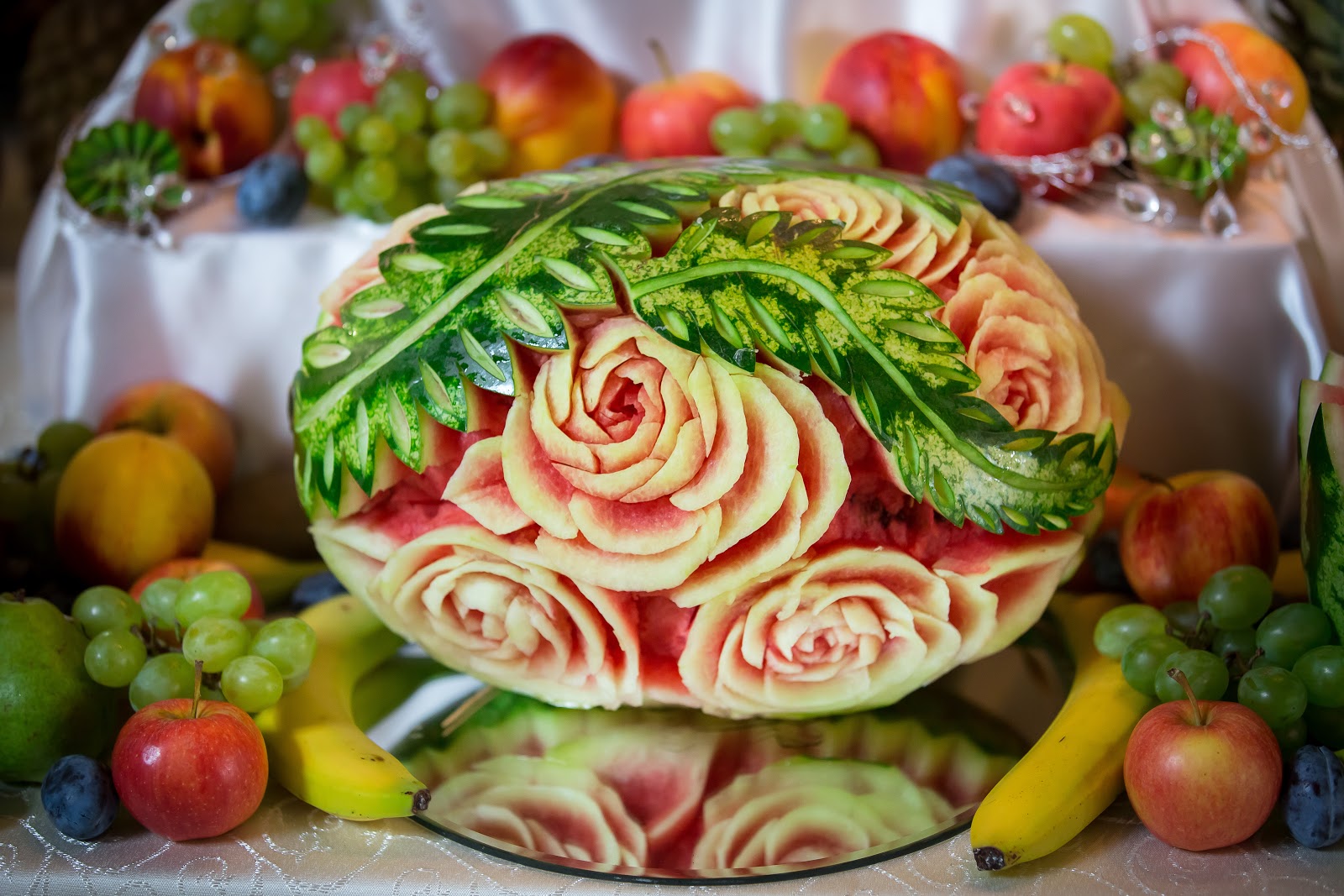 BIG WEDDING - O nunta reusita!: Sculpturi in fructe