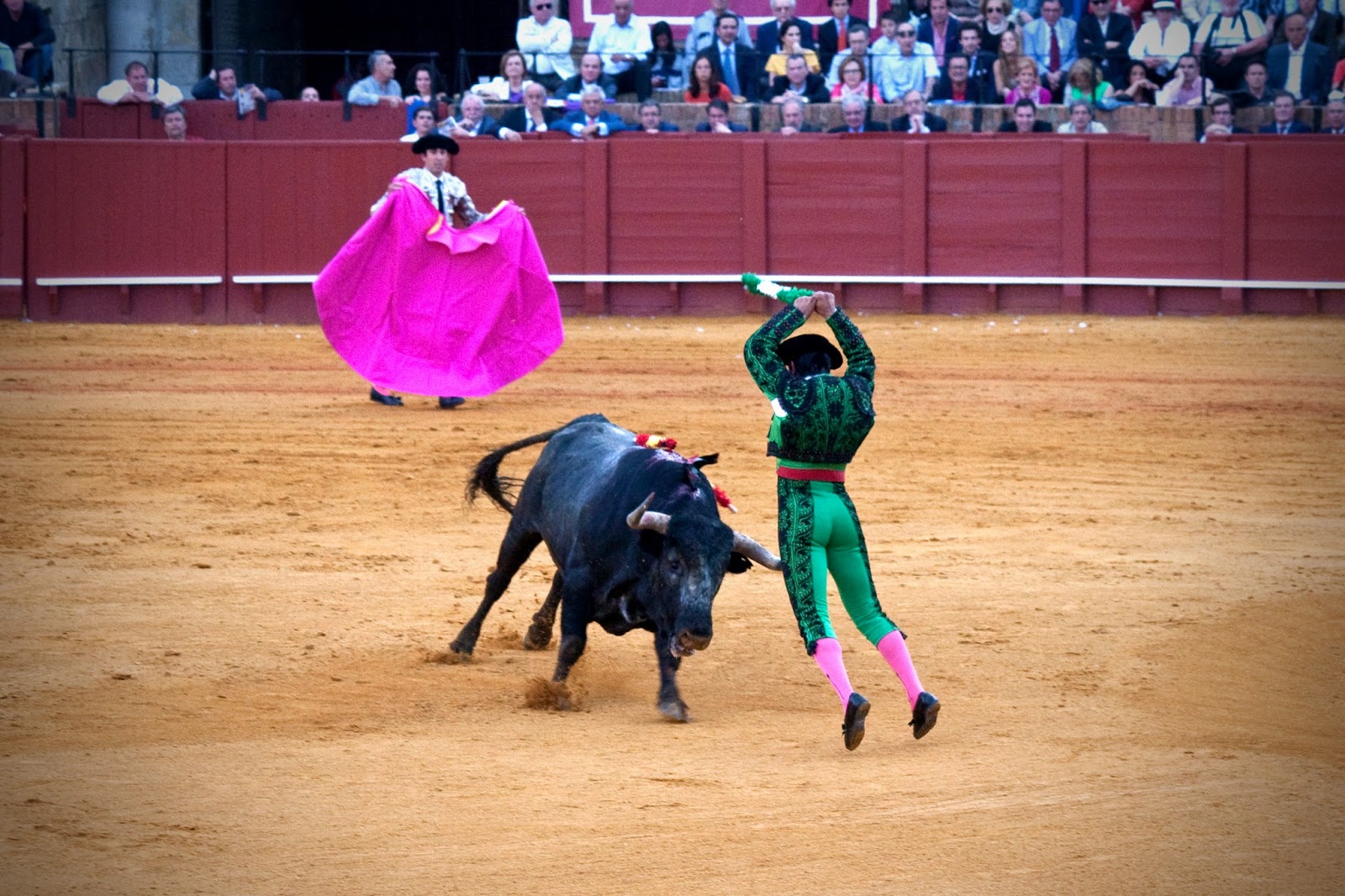 Blog Taurino Remellao : Los tercios de banderillas fueron más que ...