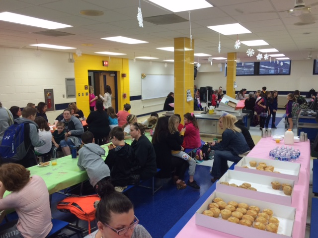 Heritage Highlights: Muffins with Mom & Donuts with Dad