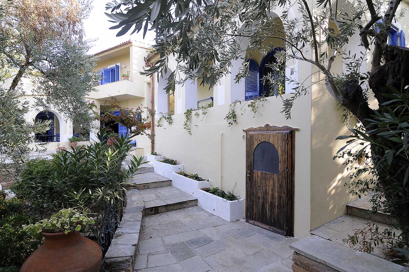 Kontrastný a vzdušný grécky štýl | Štýly bývania