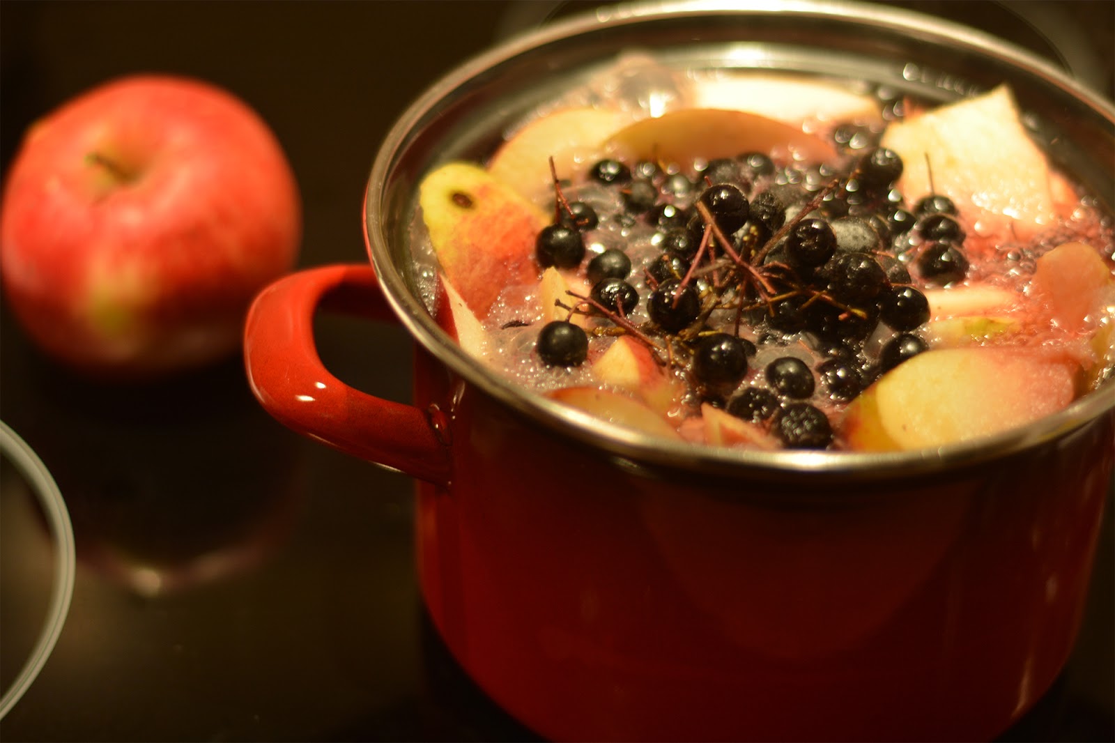 COMPOTE WITH QUINCE AND APPLES ~ Macedonian Cuisine