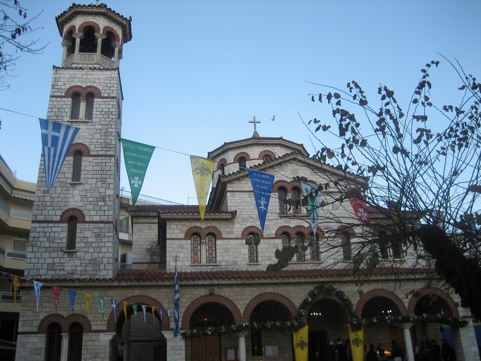 ΙΕΡΑ ΜΗΤΡΟΠΟΛΙΣ ΙΩΑΝΝΙΝΩΝ - Ι. Ν. ΑΓΙΟΥ ΝΙΚΟΛΑΟΥ «ΕΙΣ ΚΟΠΑΝΟΥΣ»: Η πόλη ...