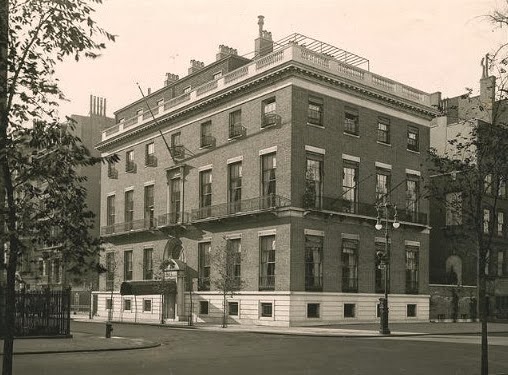 ART and ARCHITECTURE, mainly: The arrogance of wealth - no justice in a ...