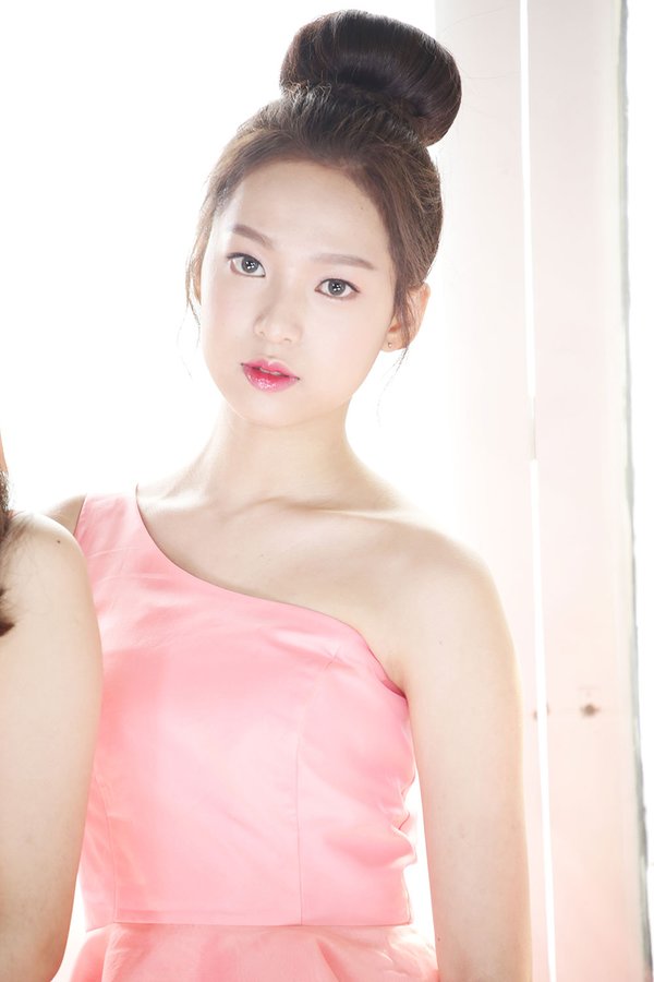 APRIL Yena - "Spring" Jacket Photoshoot [BTS] ~ MY K-POP GALLERY