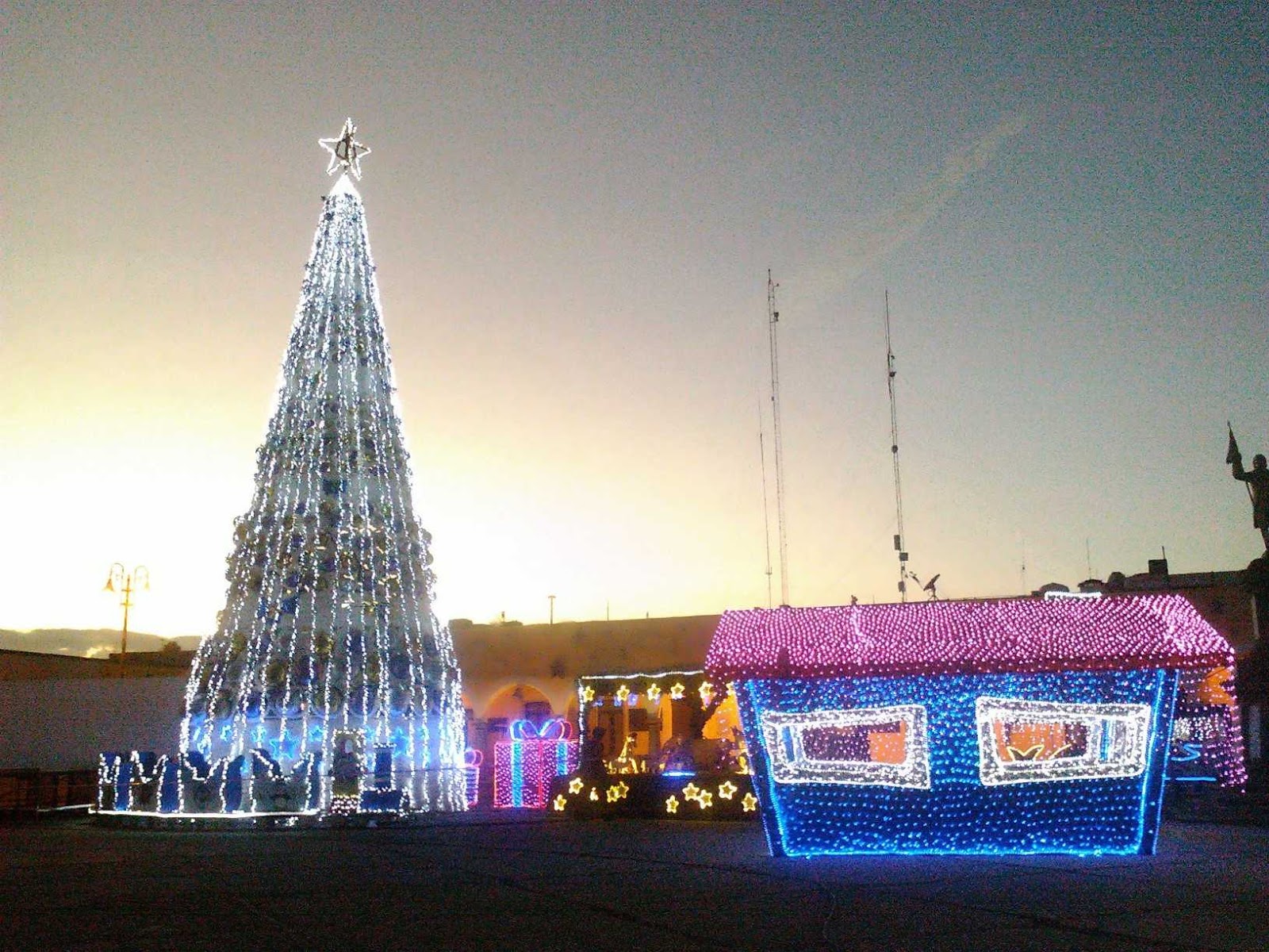 Guest post: Navidad en México / Christmas in Mexico - The Crafty Room