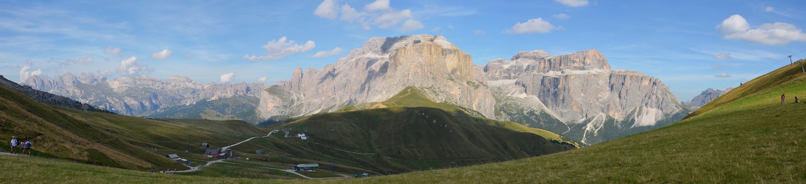 Rifugio Pertini e Sasso Piatto: facile escursione dal Col Rodella
