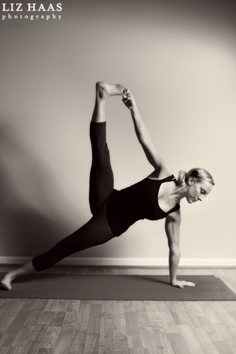 Nicole {Yoga}
