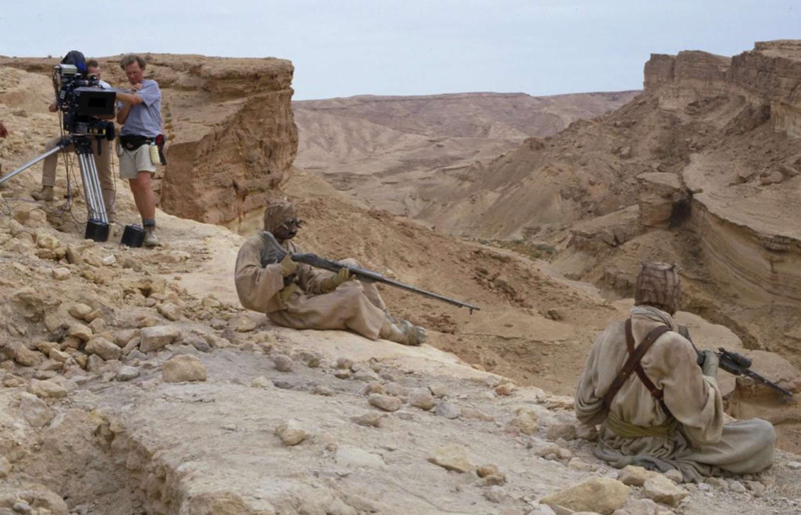 STAR WARS AFICIONADO WEBSITE: CLASSIC IMAGE: TUSKEN SNIPERS!
