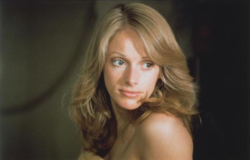 30 Vintage Photos of a Young and Beautiful Sondra Locke, Clint Eastwood ...
