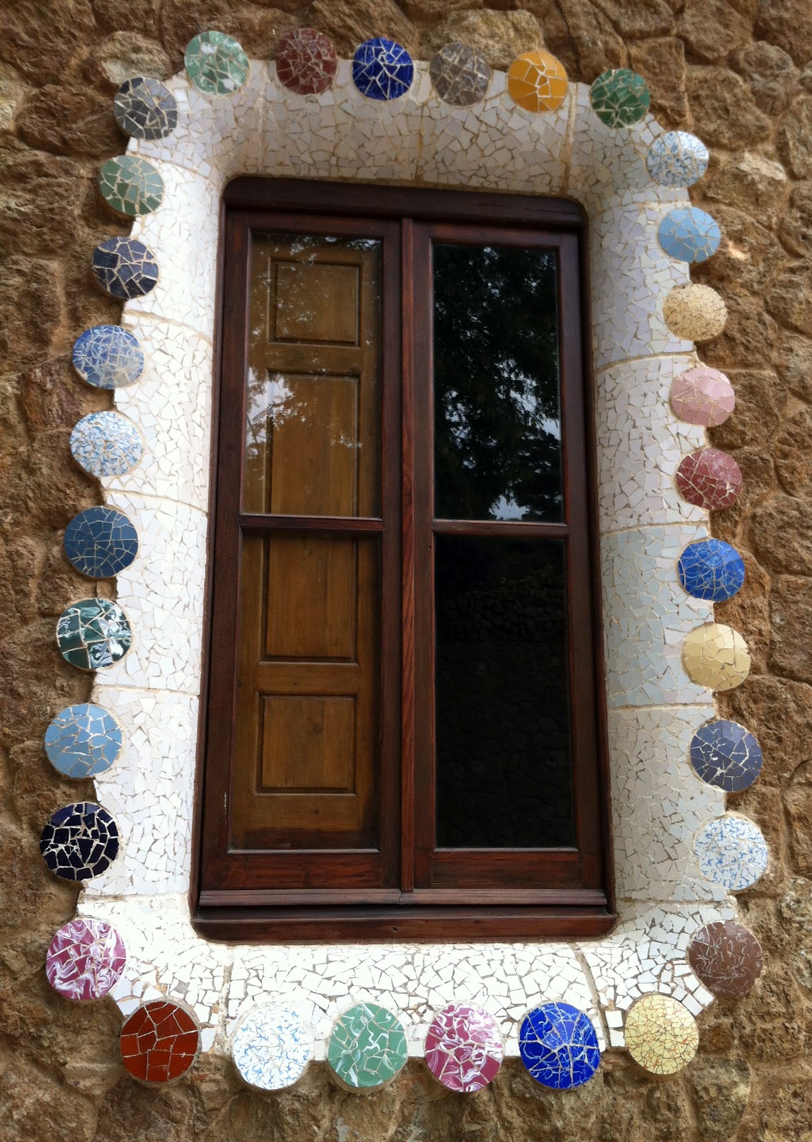 wacky tacky: Say Howdy to Gaudi!