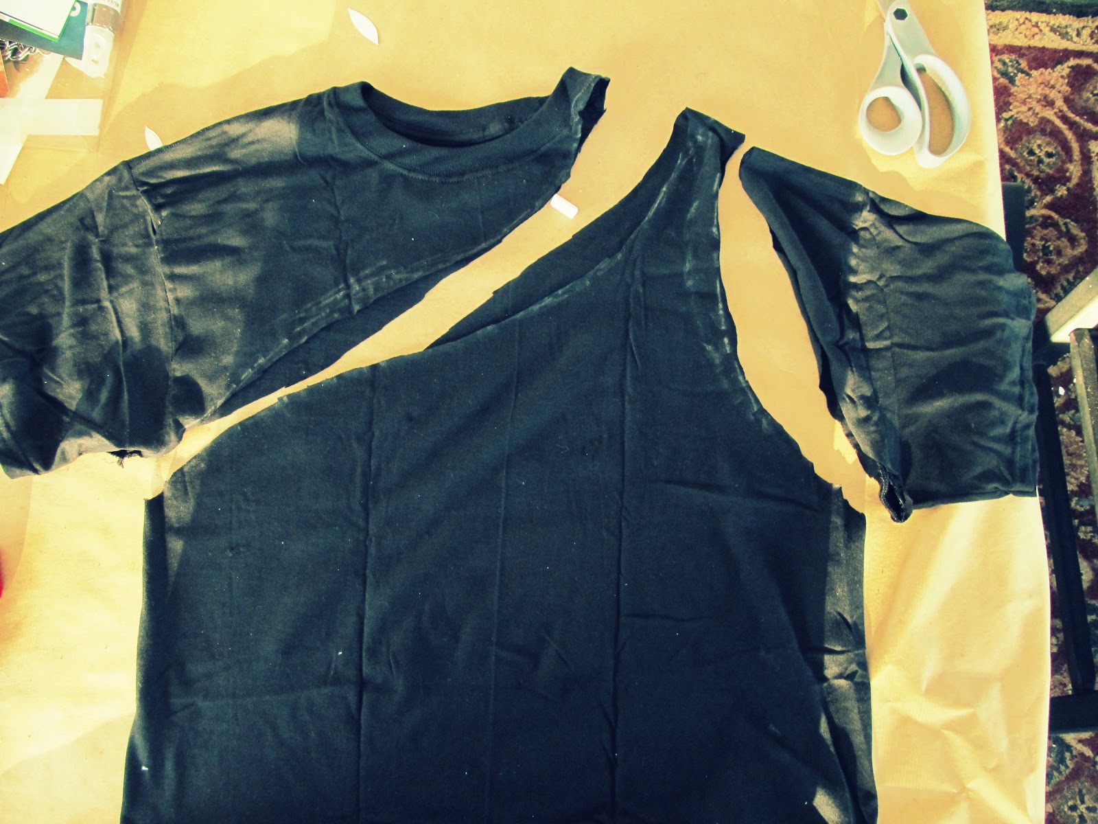 WobiSobi: Red Velvet Ribbon, One Shoulder Shirt. DIY.