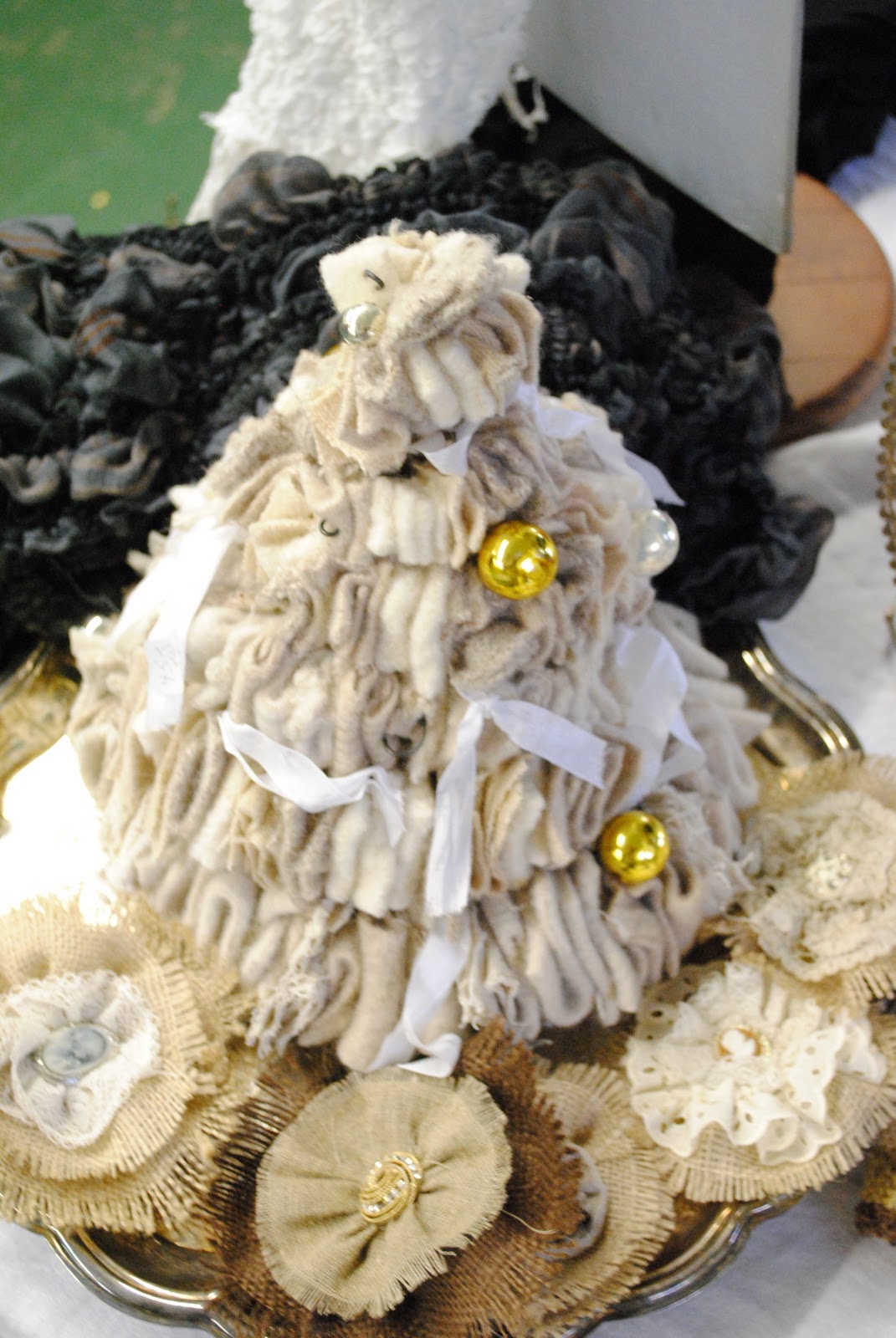 Room 363: Kane County Flea