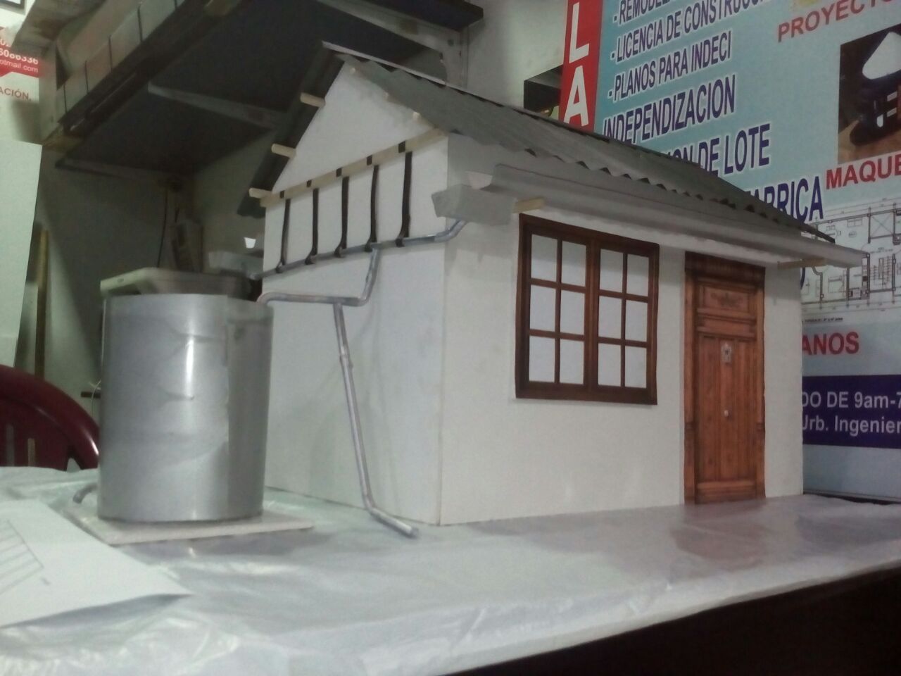 Edifica Proyectos y Diseño de interiores EIRL: Maqueta de ...