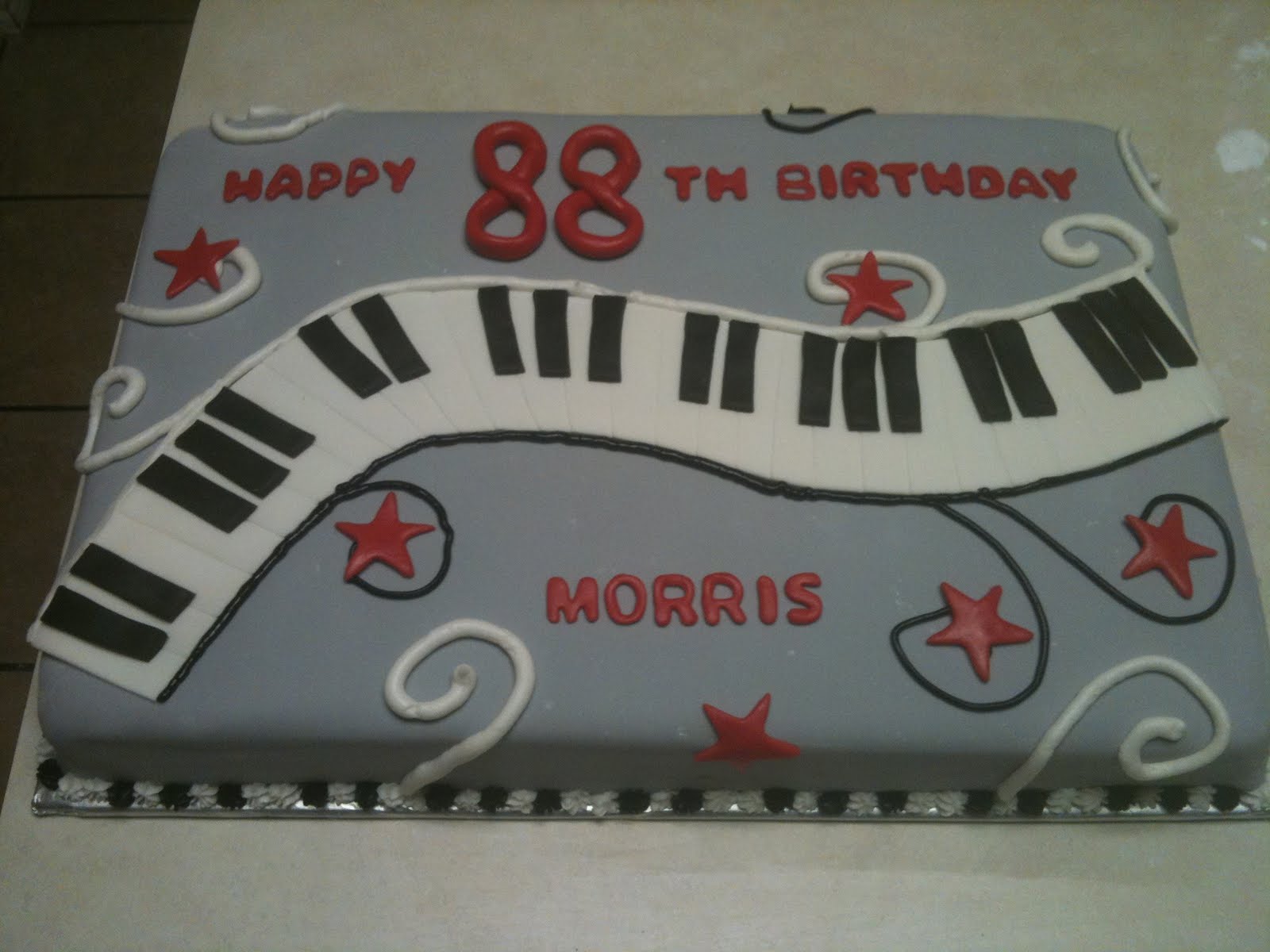 Cakes by Joanna: Piano Keyboard Cake