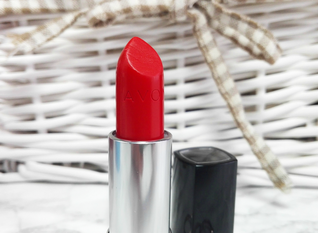 Avon True Color Perfect Reds Lipstick in Lava Love | Lana Talks