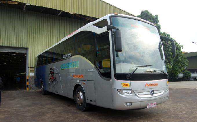 LAUNCHING MERCEDES BENZ O500 R 1836 - SEPUTAR BUS INDONESIA