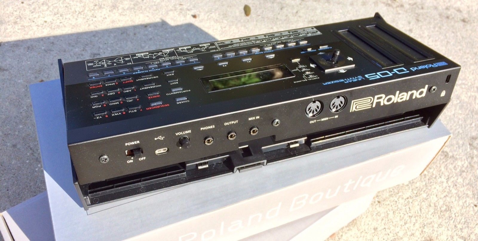 MATRIXSYNTH: Roland D-05 Boutique Linear Synthesizer with Roland DK-01 Boutique Dock