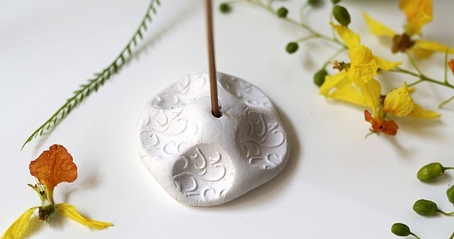 Clay incense holder - Journey into Creativity
