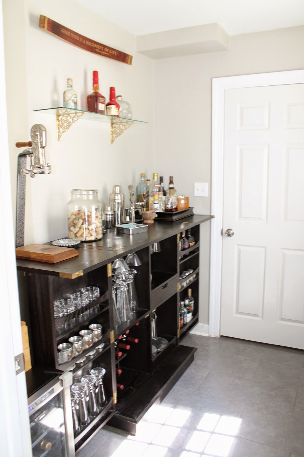 Magnolia Mommy Made: Butler's Pantry Turned Bar