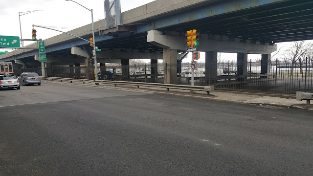 Gerber's world!: MTA keeps ignoring error on missing bus stop near ...