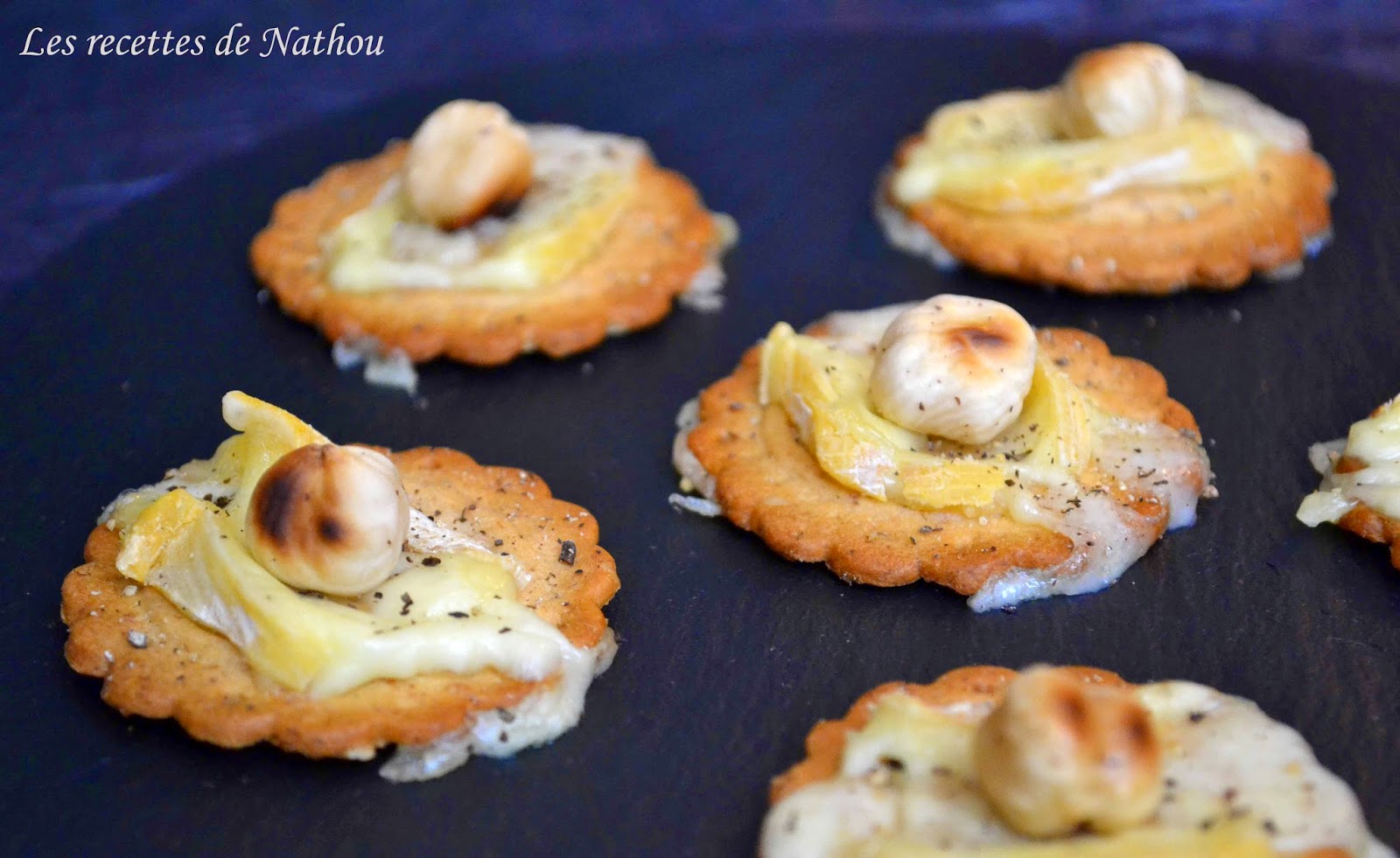 Ma cuisine au fil de mes idées...: Petits toasts au Reblochon et ...