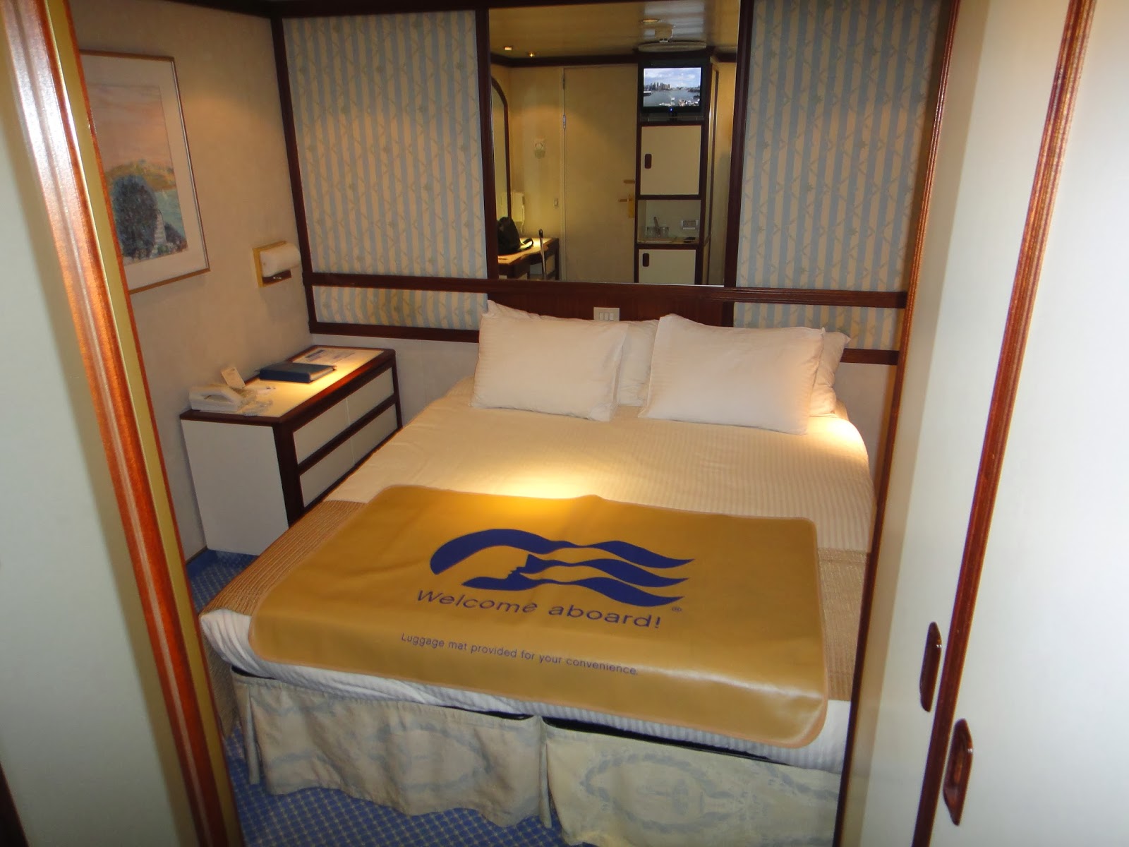 Dawn Princess Cruise Ship