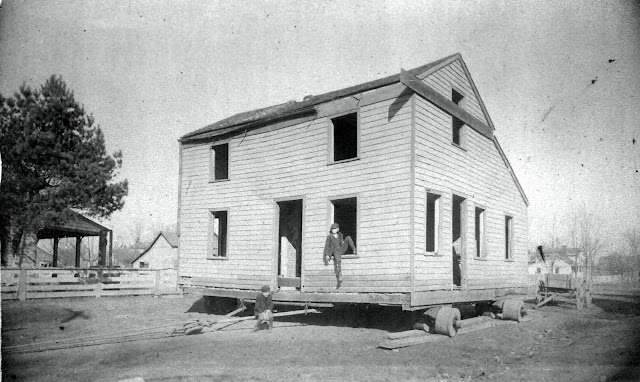 The Digital Research Library of Illinois History Journal™ : Moving ...