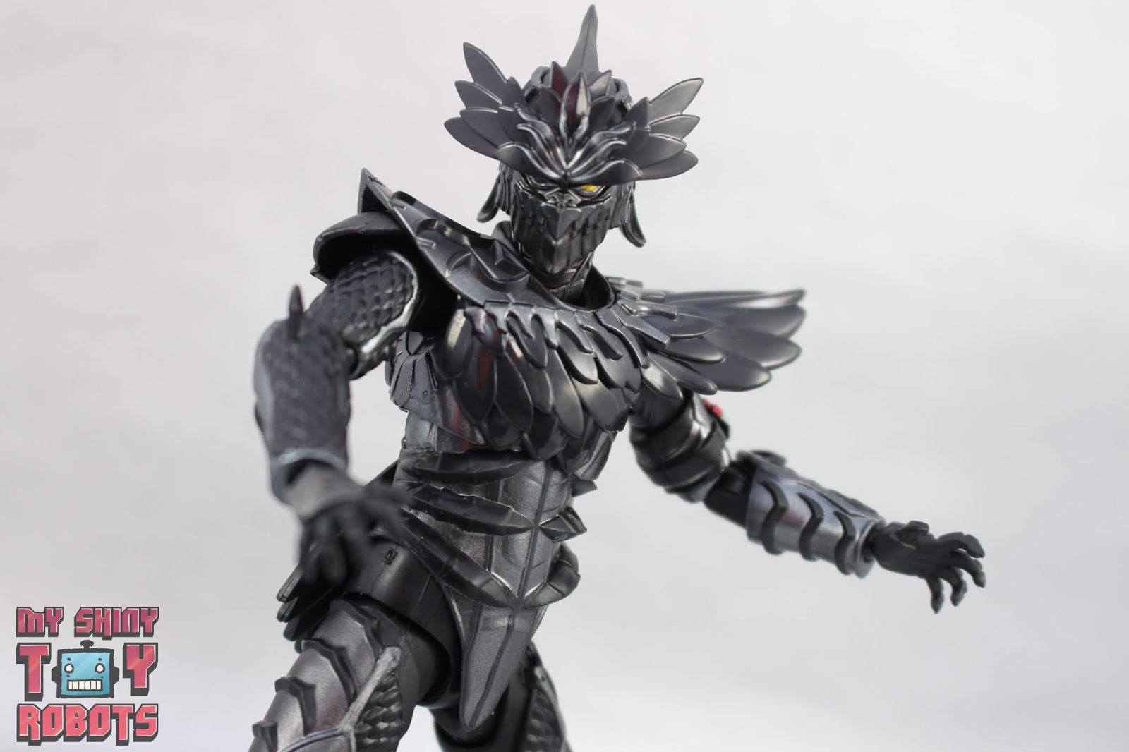 My Shiny Toy Robots: Toybox REVIEW: S.H. Figuarts Crow Amazon