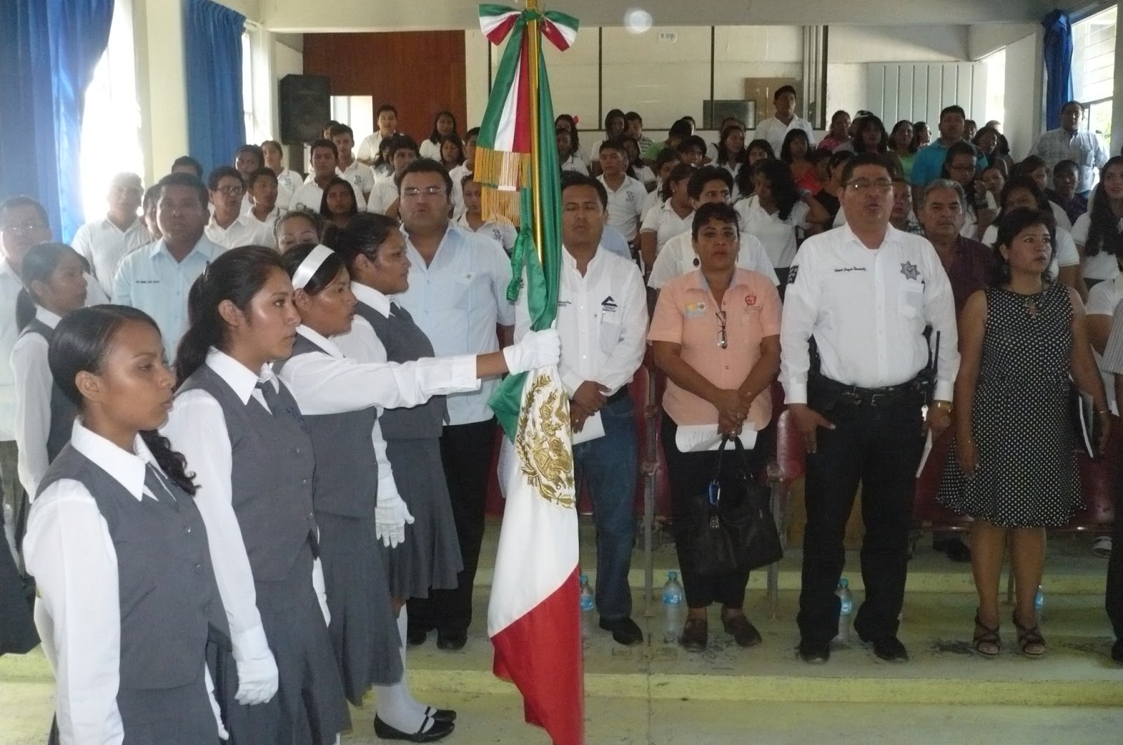 Yekeri Radio 92.5 FM El Buzón Ciudadano : Rinde Gilberto Iturrigaray su ...