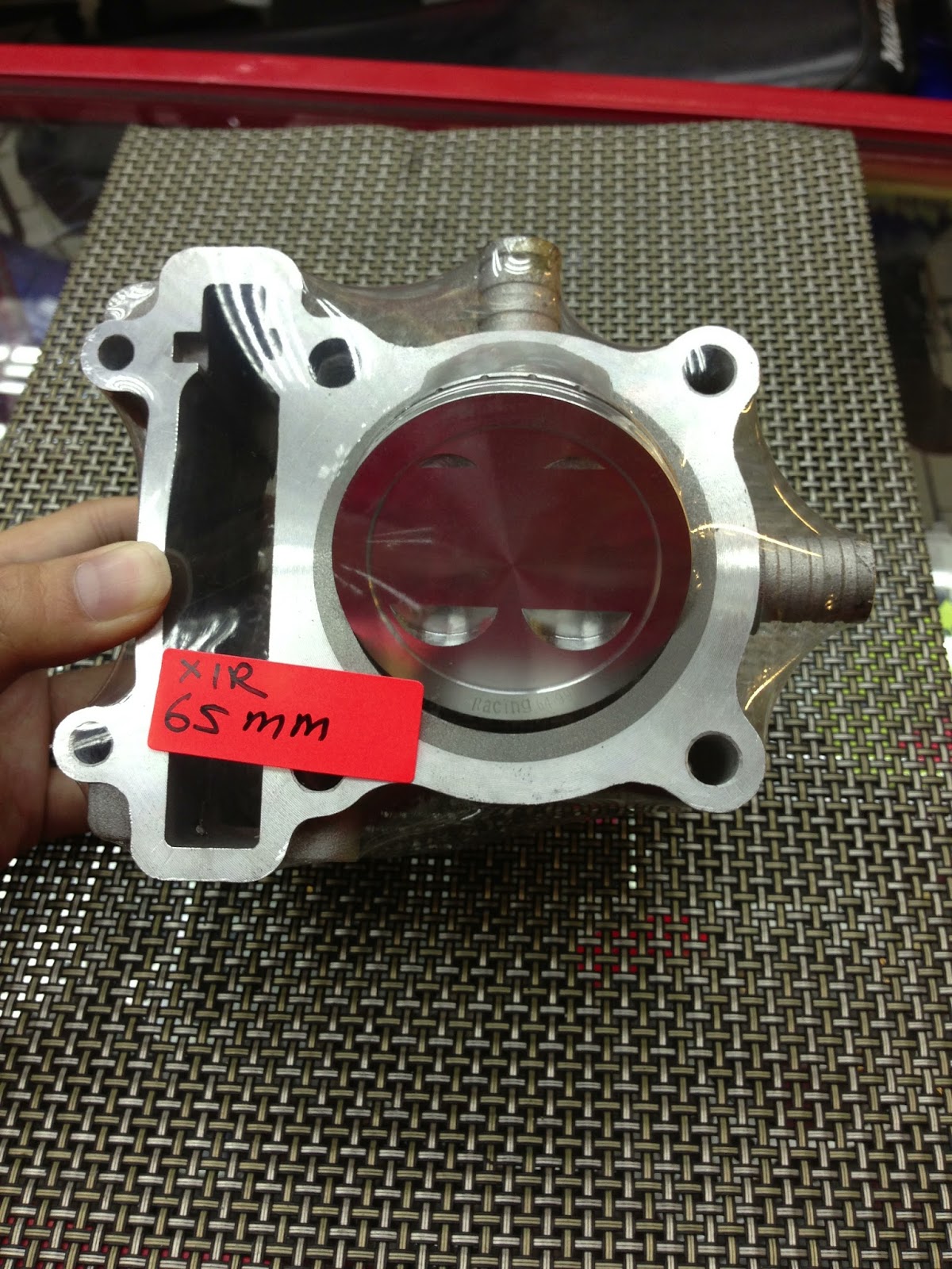 CH Motorcycle Store: X1R 65mm Racing Block for LC135