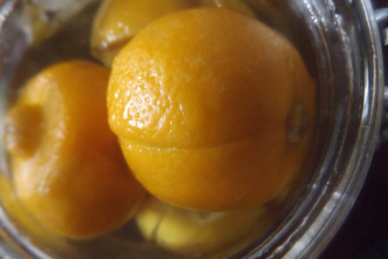 Moroccan Preserved Lemon / Pickled Lemons/ L'hamd Mssayr or L'hamd Mra9d
