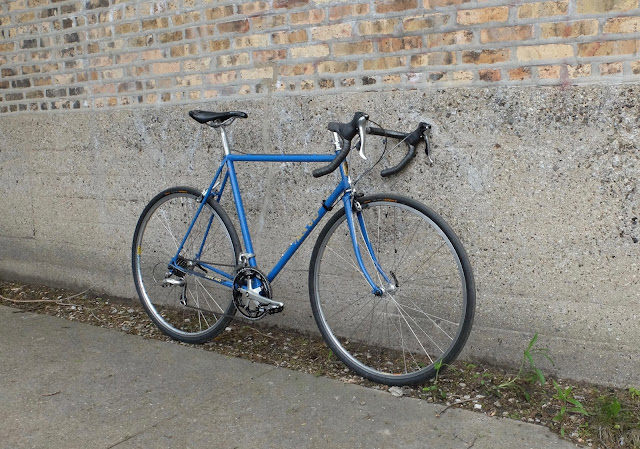 Bolts Bikes: Trek 610 Road Bike 58cm