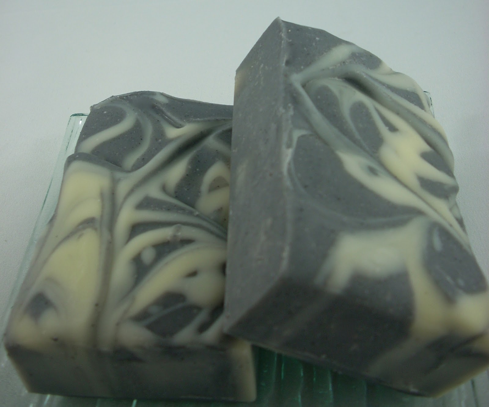 TWO BLOOMS DESIGN STUDIO: Rosemary Mint, Granite & Bath Cakes