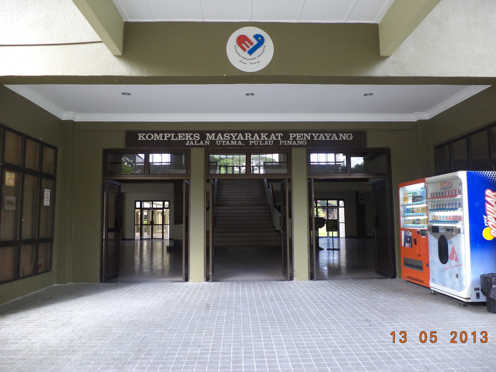 KOMPLEKS MASYARAKAT PENYAYANG