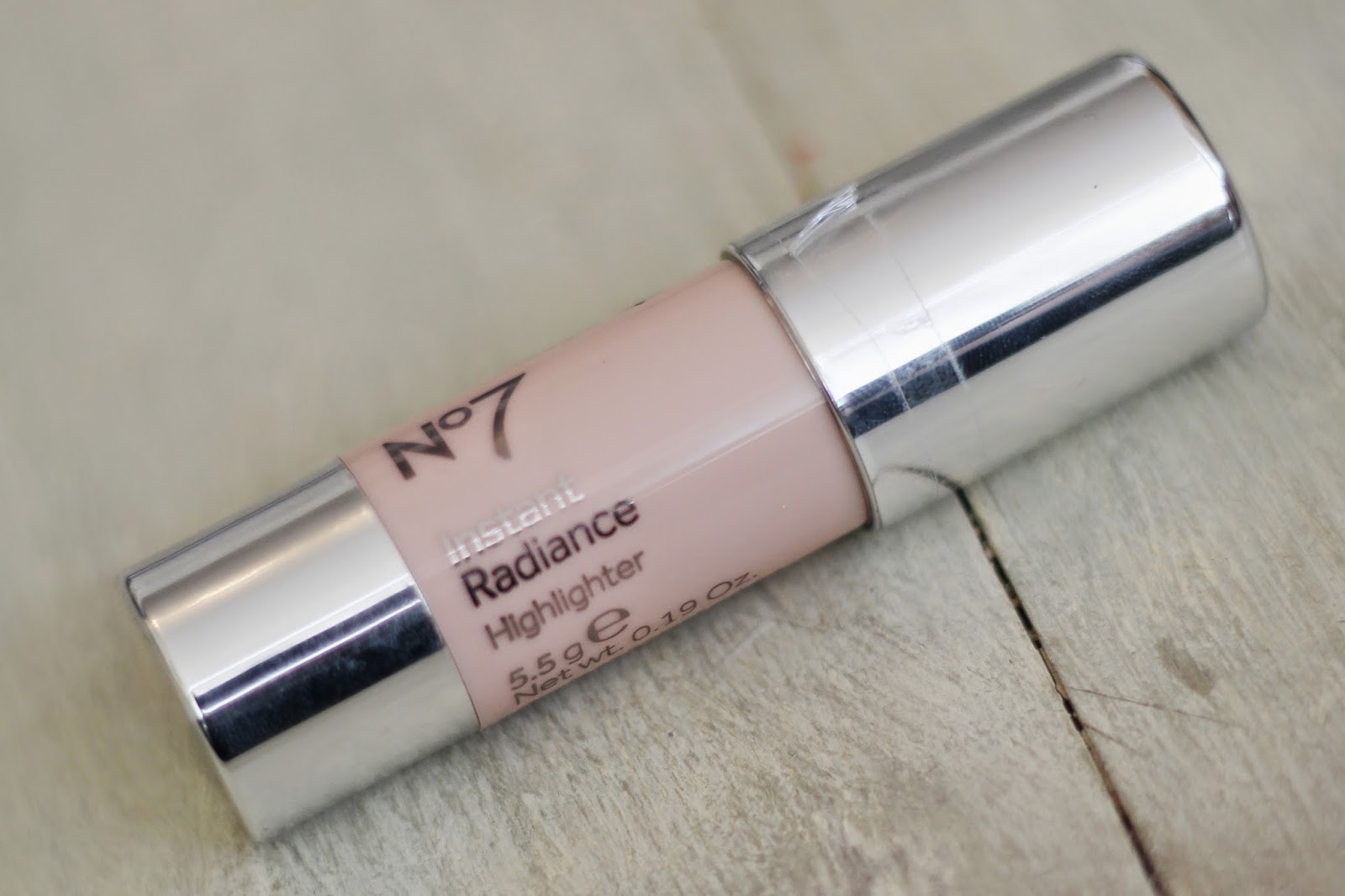 Review: No7 Instant Radiance Highlighter | Wheelingalong24