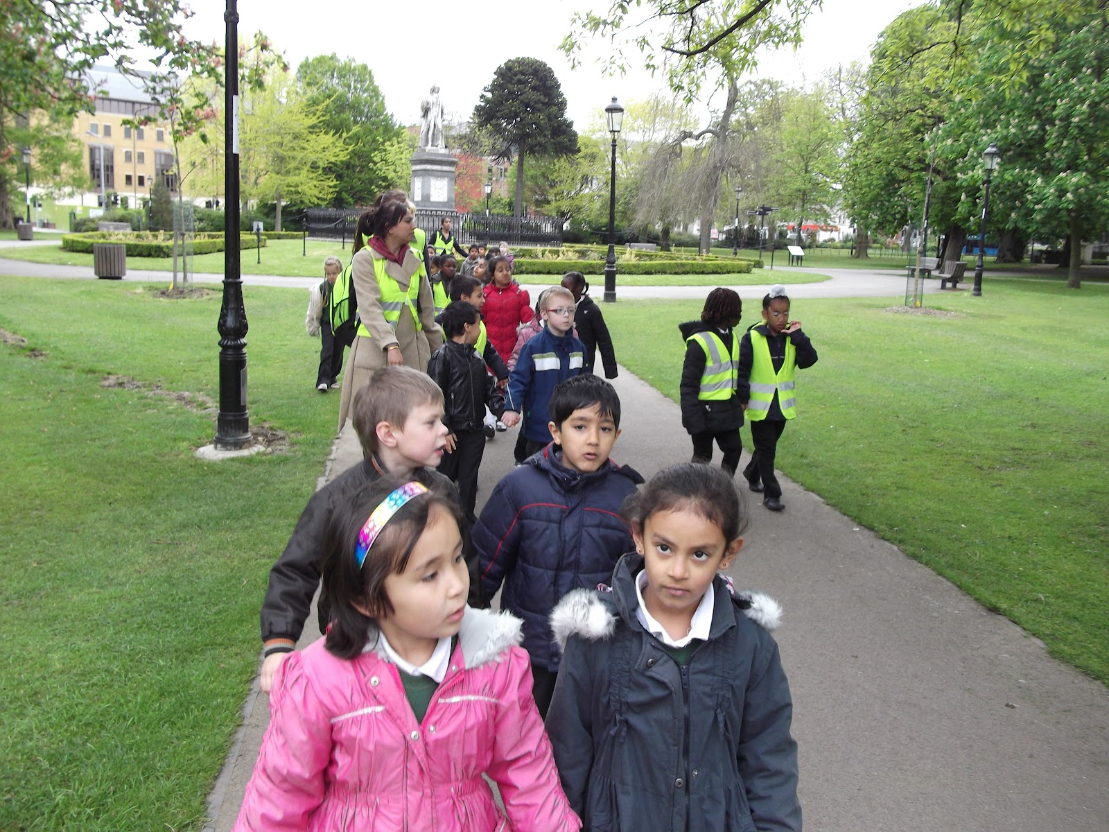 Maytree Nursery and Infant School Blog: May 2012