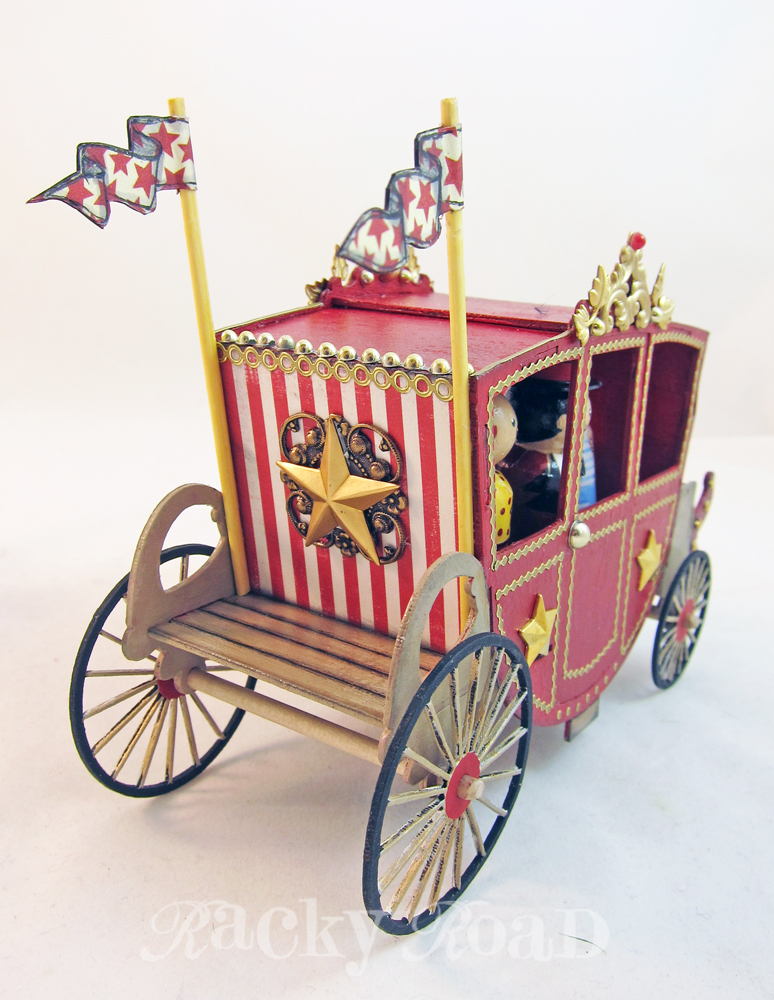 junk&stuff: Big Red Circus Wagon, with Lion Cage tutorial